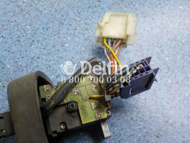 3172170 Переключатель подрулевой Volvo (Уценка) 500019946 - купить по ...